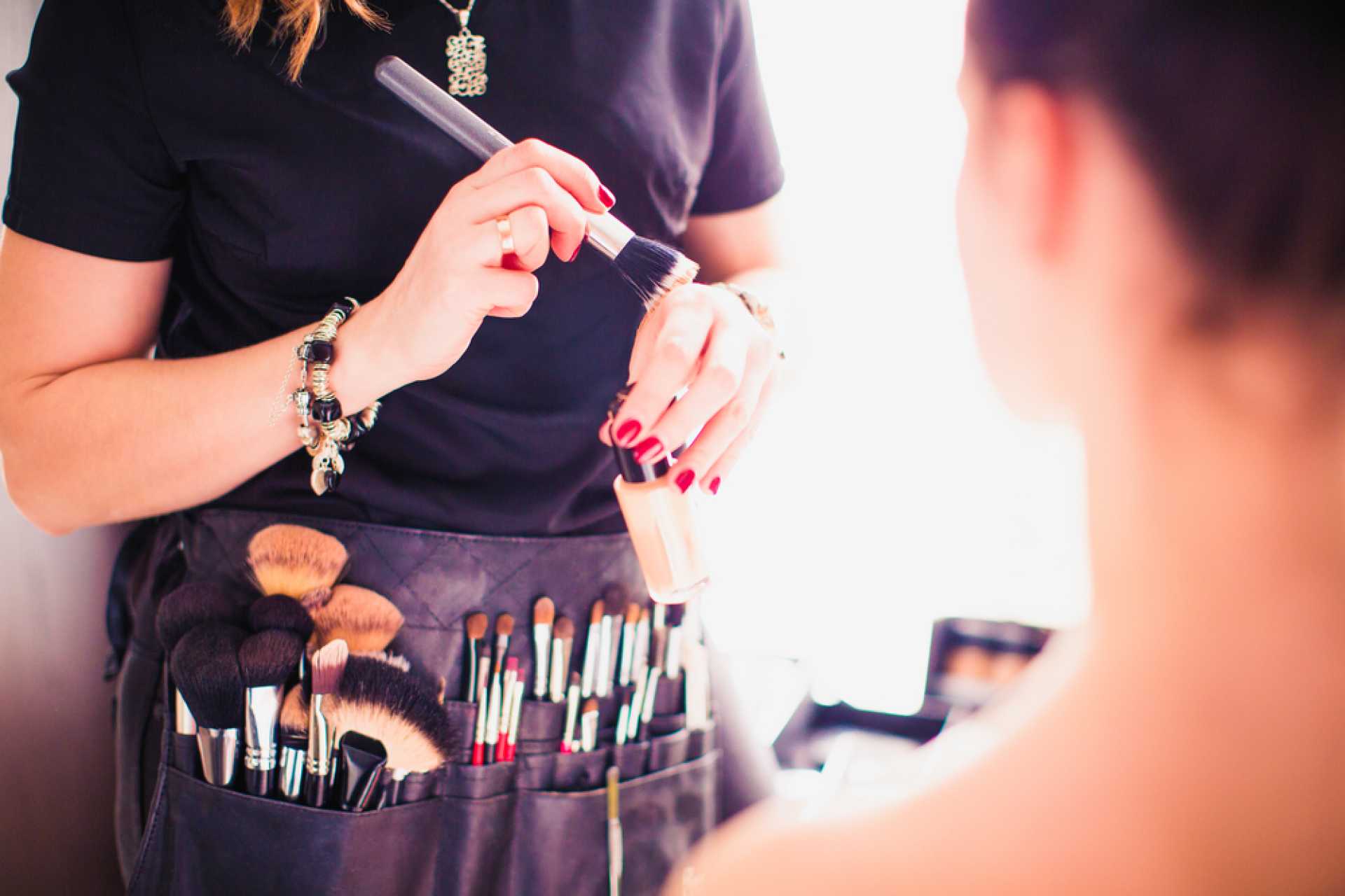 Top 10 Beauty Careers | Turn Passion into Profession | Resumeble